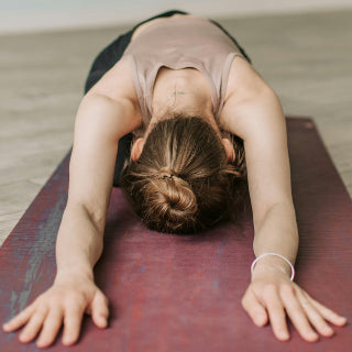 Yin Yoga Dersleri Online – Lemon Tree Yoga School